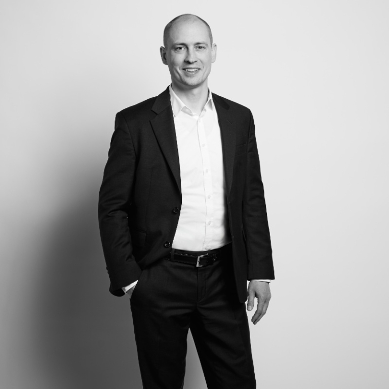 Robin Laik - Mutares SE & Co. KGaA